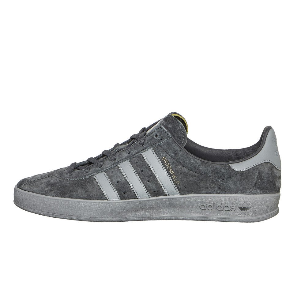 adidas Originals Broomfield / GREY THREE / GREY SIX / GOLD METALLIC ...