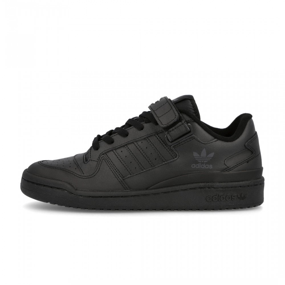 adidas Originals Forum Low / Core Black / Core Black / Core Black ...
