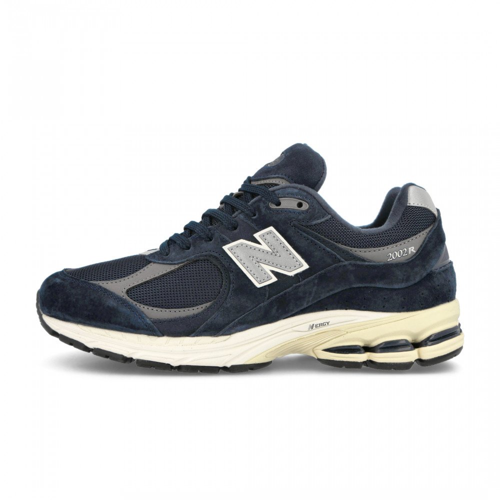 New Balance M2002RCA / Navy / Sail / M2002RCA | sneakshero